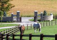 China 6ft Fiberglass Horse Fence Fiberglass Reinforced Plastic Livestock Fencing for sale