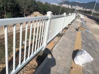 China Garden Or Front Courtyard FRP Fence Customized Size And Color for sale