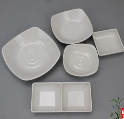 China Custom White Color Melamine Tableware Big Plastic Hotel Serving Bowls for sale
