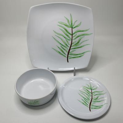China Food Grade Tableware Raw Material Melamine Moulding Compound With 2-4μm Particle Size And ≤0.2% Volatile Matter Content for sale