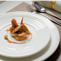 China Wedding Melamine Dinnerware Sets White Round Plate Elegant Design for sale