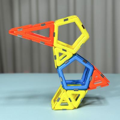 China Kid Friendly Magnetic Tiles Animals Woodpecker Block Toys 3D Building Set 36 Pieces Safety Guaranteed for sale