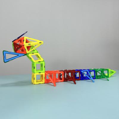 China Parrot Shape Magnetic Tiles Building Blocks For Kids Creativity Educational for sale