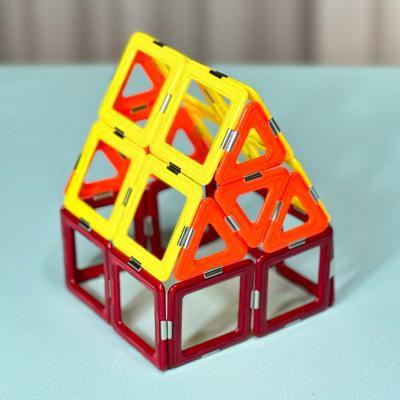 China Small House Magnetic Tiles Construction Set with Geometric Shapes for Children 3+ Years - Educational Building Toys for sale