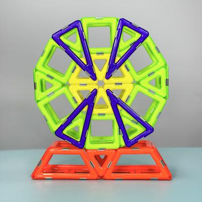 China Educational Magnetic Blocks Desk Fan Building Set with 3+ Years Age Recommendation and Multiple Geometric Shapes for sale