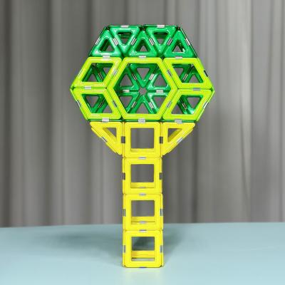 China 3D Creative Magnetic Tiles Tree Shapes Building Set - 650 Piece Freestyle Educational STEM Construction Kit for sale