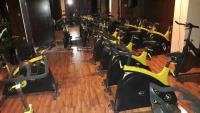 China Life Fitness Commercial Spin Bikes Gym Machine Transmitting Type Imported Belt for sale