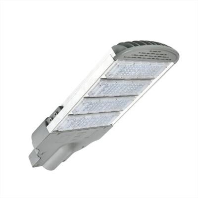 China 150W Outdoor SMD LED Street Light IP65 Waterproof AC220V Aluminum Alloy for Highway Parking Lots for sale