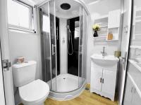 China 40ft Foldable Mobile Expandable Container Home Q235 / Q345 Light Steel Frame for sale