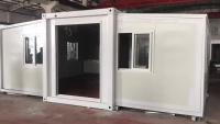 China Luxury Mobile Expandable Container House Fireproof Portable Living Container House for sale