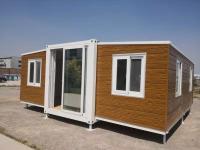 China Luxury Mobile Expandable Container House Fireproof Portable Living Container House for sale