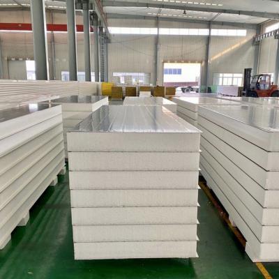 China Polyurethane Foam Insulation For Roofing With Excellent Heat Insulation for sale