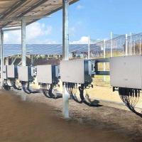 China 225KW High Power Hybrid Solar Inverter Photovoltaic Grid Connected Inverter for sale
