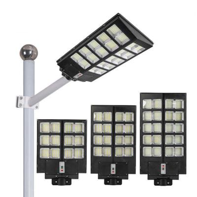 China High Capacity Battery All In One LED Solar Street Light 300W 600W 800W 1000W for sale