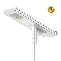 China 40w 60w 80w LED Integrated Solar Street Lights Automatic Robot Self Cleaning for sale