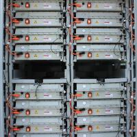 China High Capacity Lithium Ion Solar Battery for 50/60Hz Grid Frequency and Air Cooling 200Kwh for sale