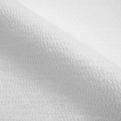 China White Creped Wood Pulp Spunlace Nonwoven For Cleanroom Wipe for sale