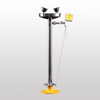 China 304 Stainless Steel Vertical Eyewash Station with ANSI Z-358.1-2014 Certification and Floor Mounted Installation for sale
