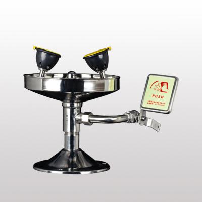 China BH35-1009 Stainless Steel Deck Mounted Eyewash with Compact Design and ANSI Z358.1-2014 Compliance for sale