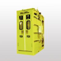 China Emergency Eyewash Station with Heating and Chilling System 1500L Tank Capacity and 304/316 SS Material for Outdoor Safety for sale