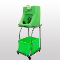 China Green Portable Emergency Eyewash 65 Liters Gravity Fed Eyewash ANSI Z358.1.2014 Compliant for sale