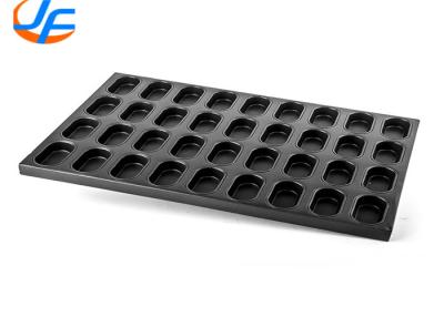 China Commercial Nonstick 400x600mm Aluminized Steel Muffin Baking Tray for Foodservice for sale
