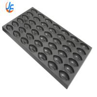 China Silicone Glazed 32 Cups Hot Dog Bun Pan for Commercial Bakeries 0.8mm for sale