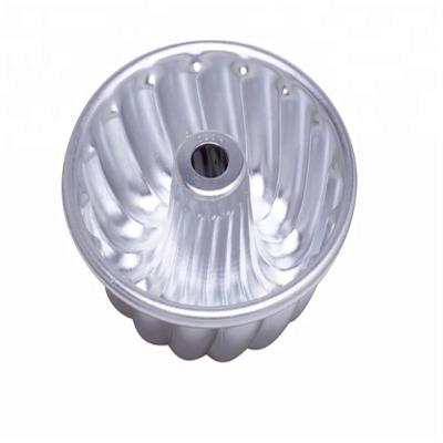 China Custom Non-Stick Aluminum Alloy Hollow Round Baking Cake Mold 8 Inch for sale