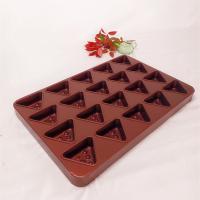 China 600x400x50mm 20 Link Triangle Cake Baking Tray 1.0mm Al-Steel Non-Stick for sale