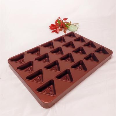 China 600x400x50mm 20 Link Triangle Cake Baking Tray 1.0mm Al-Steel Non-Stick for sale