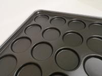 China Aluminum Hamburger Bun Baking Pan 24 Links 738x503mm Non-Stick PFA Coating for sale