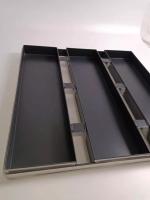 China Non Stick 1.5mm 3 Strapped Flat Tray Aluminized Steel Baking Pans for sale