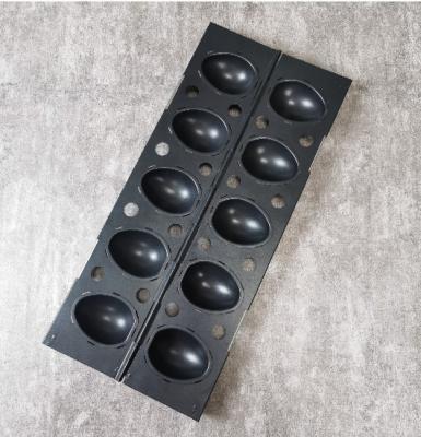 China 5 Cavity Stainless Steel Cake Tray 530x120x31mm Anti Heat Coating High Mechanical Strength for sale