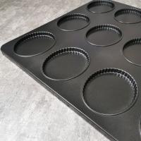 China Non Stick 12 Cup Cake Baking Tray 600x600x20mm 1.0mm Al Steel Silicone Coating for sale