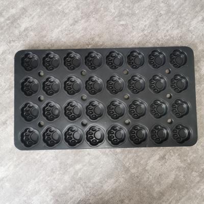 China Bear Paw Cake Baking Pan 32 Cavities 720x400x30mm Aluminum Steel PTFE Coating for sale