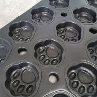 China Bear Paw Cake Baking Pan 32 Cavities 720x400x30mm Aluminum Steel PTFE Coating for sale