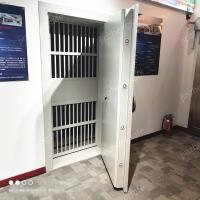 China S&G 6731 Lock Height 2400mm Custom Vault Doors Spary Painting for sale