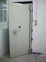 China Single Leaf Side Opening S&G 6731 Steel Safe Room Door GB/T45001 for sale