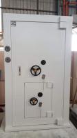China 1312mm Width 2110mm Height Bank Vault Door With Emergency Escape for sale