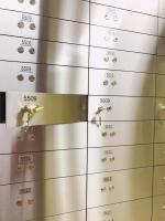 China Vault Room Stainless Steel Bank Safe Deposit Locker With Red Color Storage Box for sale