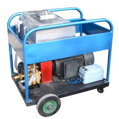 China 300 Bar Mobile High Pressure Water Jet Cleaner with 15kW Electric Motor and 22L/min Flow Rate for sale