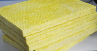 China Fiberglass Wool Insulation Panel 600x600mm & 600x1200mm with 15-25mm Thickness for Thermal and Acoustic Applications for sale