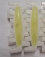 China LF137B Flexible conveyor chains with rubber inserts materials POM white color for sale