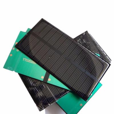 China 1W 2W 3W 1V-5V Epoxy Resin PET Mini Solar Panels 125x63mm 6V Output for Charging for sale