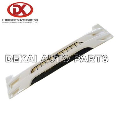 China ISUZU NPR 75 700P Front Grill 8974289771 White L=133 New Truck Body Parts for sale