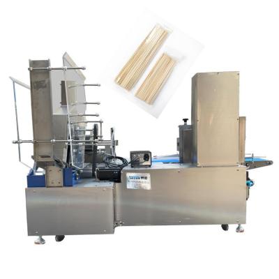 China Full Servo Control Sticks Automatic Counting Packing Machine For Tiny Fruit Bamboo Skewers for sale