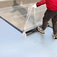 China Puncture Resistant Bitumen Waterproofing Membrane Self Adhesive With Self Adhesive Layer for sale