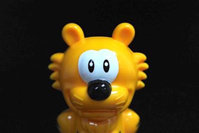 China An Yellow Tiger Animal Pencil Sharpener , Toy Pencil Sharpener For School for sale