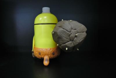 China Hawail Style  Cartoon Shampoo Bottle With Cute Weapon Yellow / Brown Color for sale