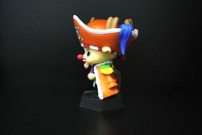 China Customized Color One Piece Mini Figures For Home Decoration 8*5*3cm for sale